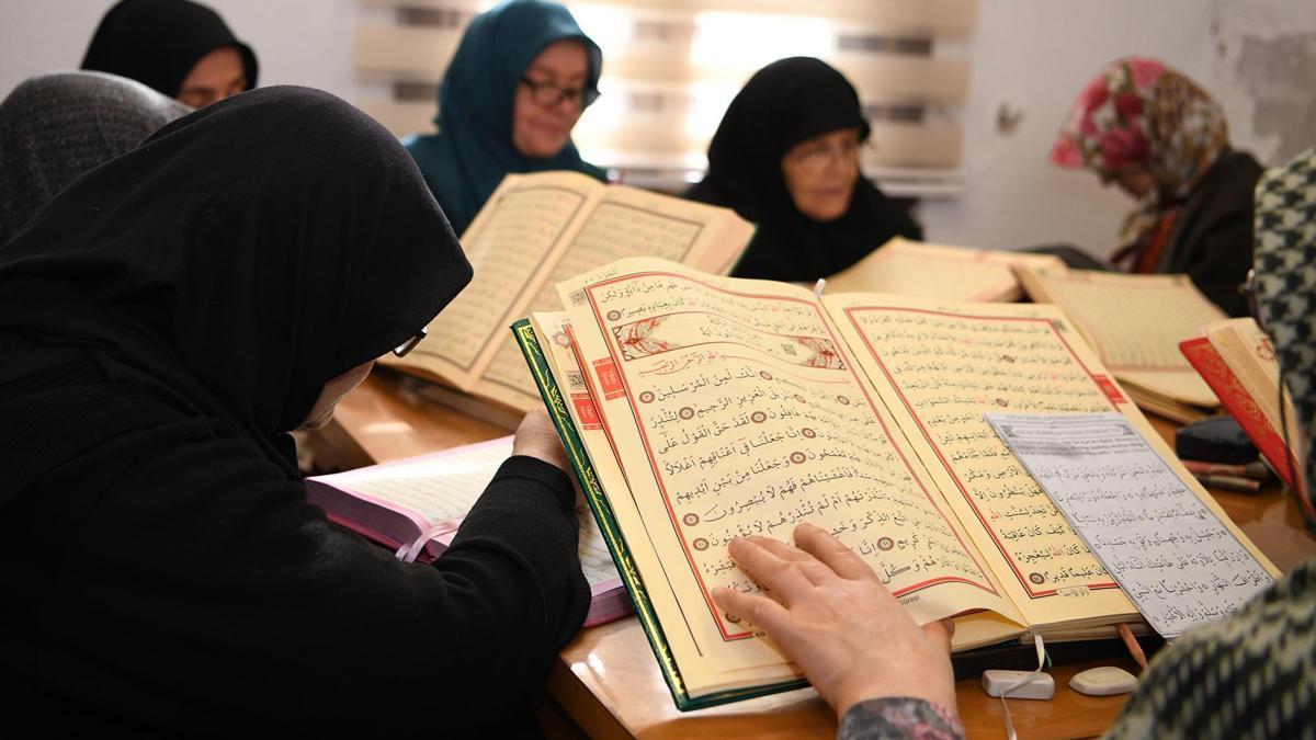 Kuran-ı Kerim kursları ramazan ayının manevi ikliminde sürüyor - Samsun ...