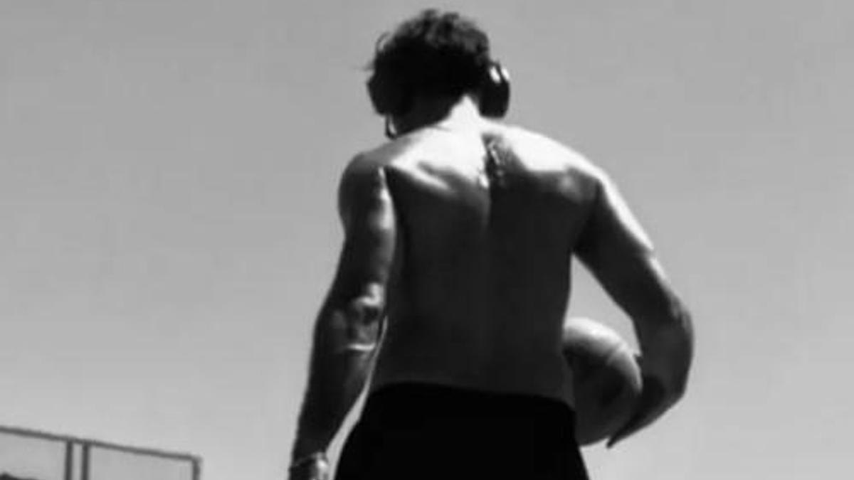 Spor sonrası paylaştı, sosyal medyada bomba etkisi yarattı! HEYKEL GİBİ ...