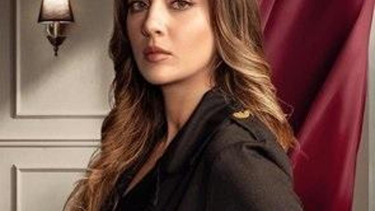 Bir Gece Masalı Sıla kimdir? Ecem Çalhan kaç yaşında, hangi dizilerde ...