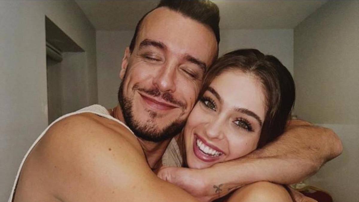 Cemre Baysel ve Cem Adrian bir arada! - Magazin Haberleri