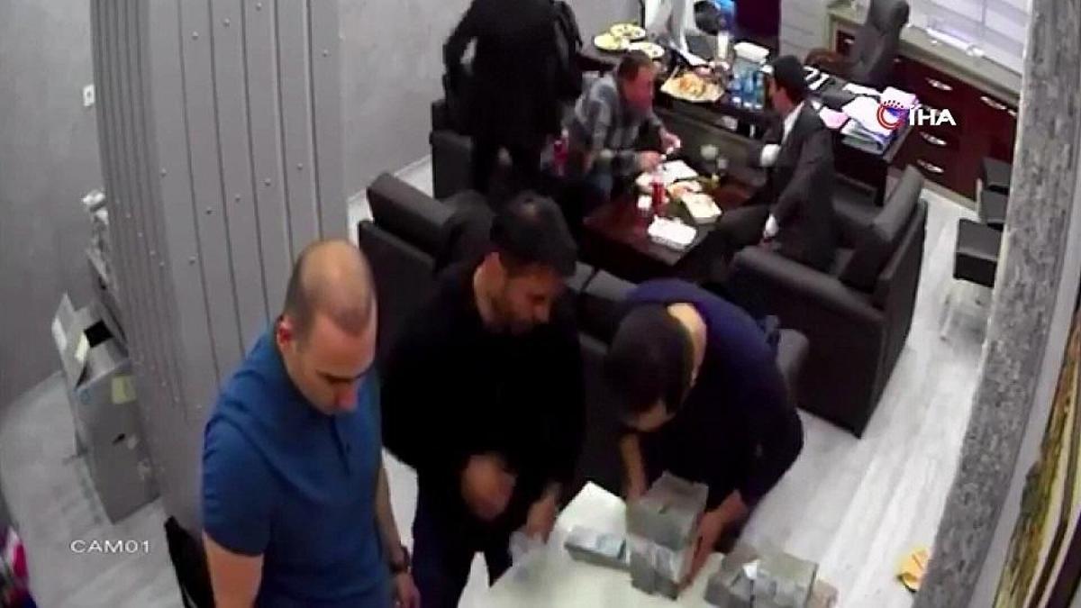 PARA SAYMA SKANDALI: İBB'ye operasyon bu görüntülerle başladı | Video
