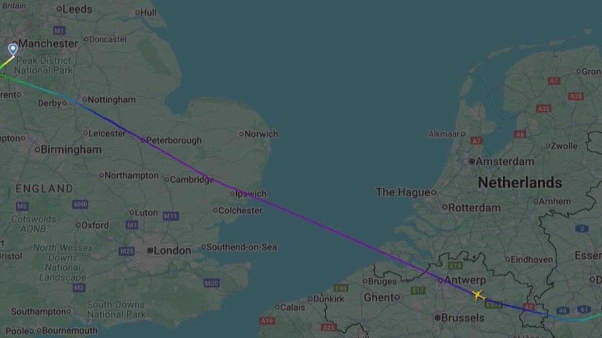 İkinci pilot rahatsızlandı! İstanbul-Manchester uçağı Köln'e acil iniş ...