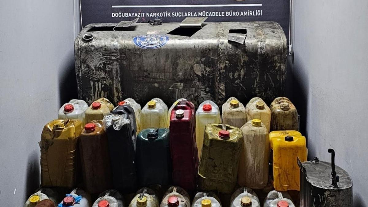 Ağrı'da 761 kilogram uyuşturucu ele geçirildi - Son Dakika Haberler CNN ...
