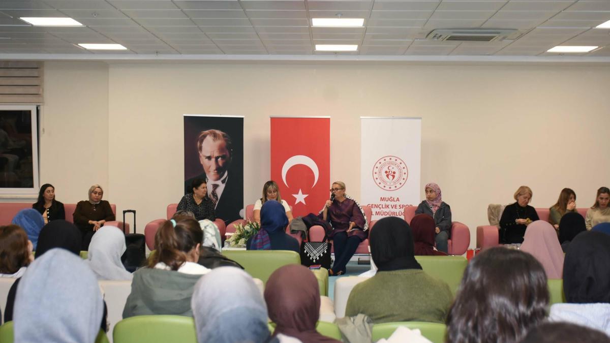 Sumud aktivistleri Muğla'da gençlerle buluştu - Muğla Haber