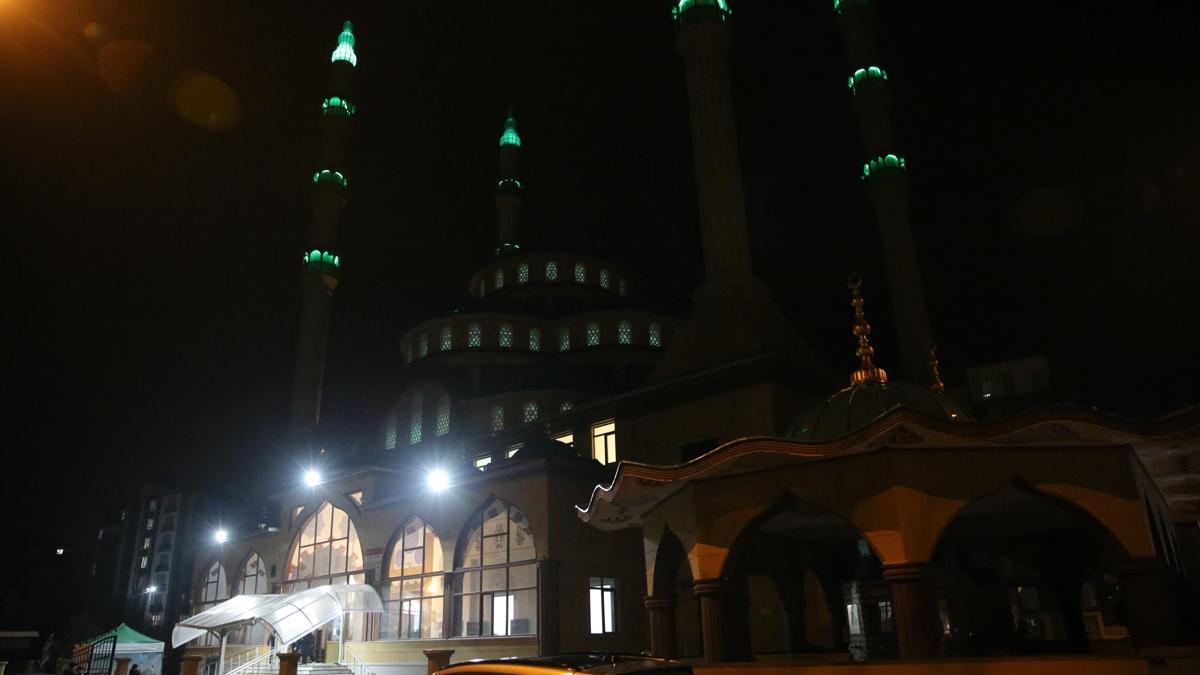 İç Anadolu'da Regaip Kandili dualarla idrak edildi - Kayseri Haber