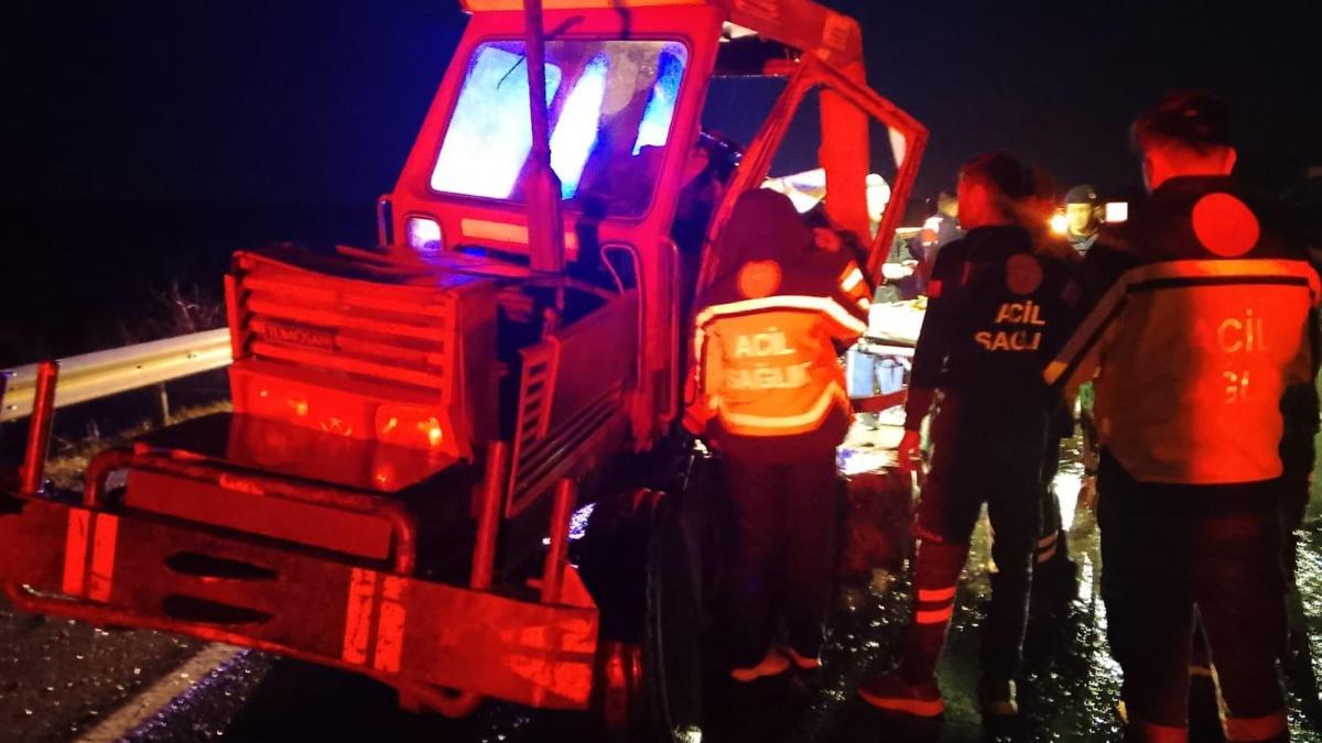 TIRla çarpışan traktörün sürücüsü ağır yaralandı - Uzunköprü Haber