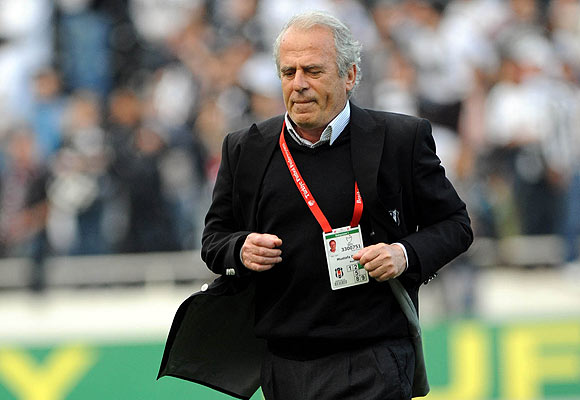 İran'ın Steel Azin takımı Denizli'nin peşinde - Son Dakika Futbol Haberi