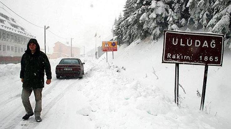 Uludağ'a kar erken düştü