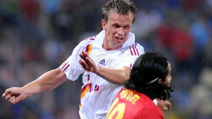 Galatasaraylı Linderoth sezonu kapattı - Son Dakika Futbol Haberi