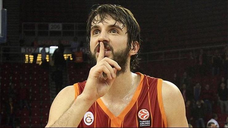 Furkan Aldemir'den 12 milyon dolarlık imza - Son Dakika Basketbol Haberleri