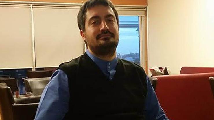 CHP'de akademisyen Burak Cop, Tanju Özcan'a rakip oldu - CNN TÜRK En ...