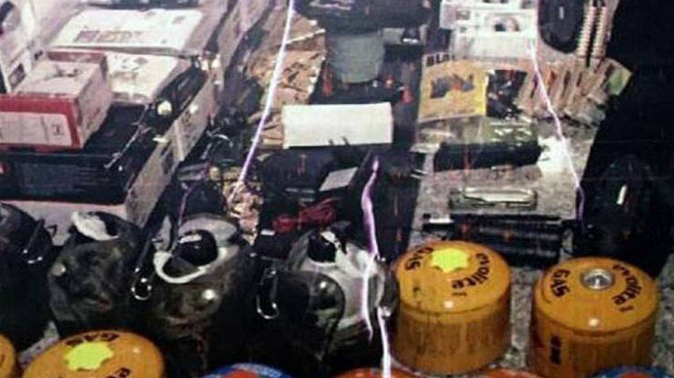 Pendik ve Başakşehir'de yakalanan IŞİD'lilerin sansasyonel eylem ... Pendik ve Başakşehir'de yakalanan IŞİD'lilerin sansasyonel eylem ...