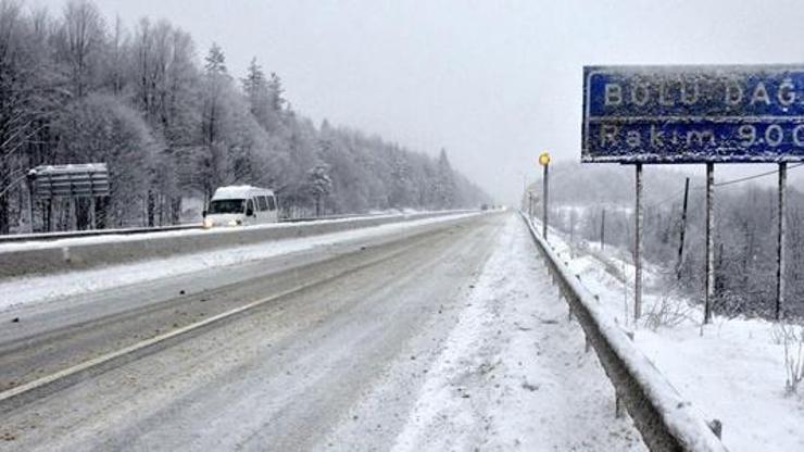 Bolu Dağı'nda yoğun kar yağışı başladı - En Son Haberler