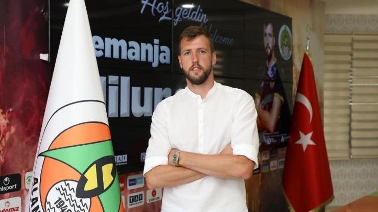 Alanyaspor'da Nemanja Milunovic ile yollar ayrıldı - Spor Haberleri