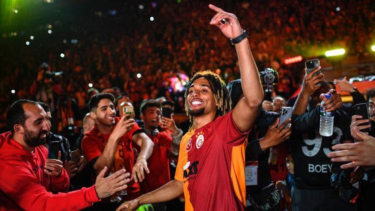 Sacha Boey'e resmi teklif! 17 milyon euro... - Spor Haberleri