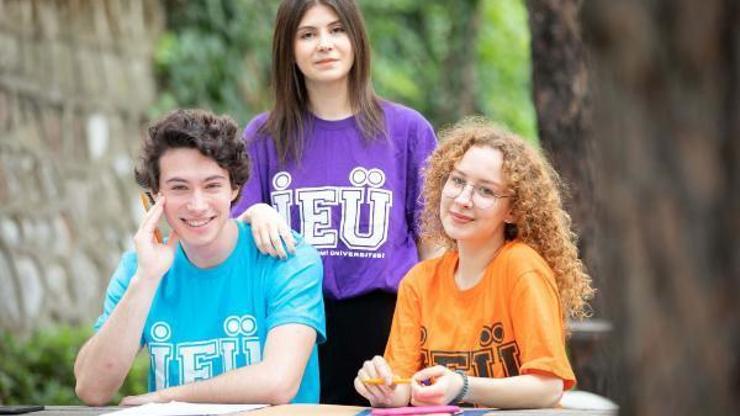 İEÜ'lü gençlere British Council'dan 'kariyer' fonu - İzmir Haber İEÜ'lü gençlere British Council'dan 'kariyer' fonu - İzmir Haber