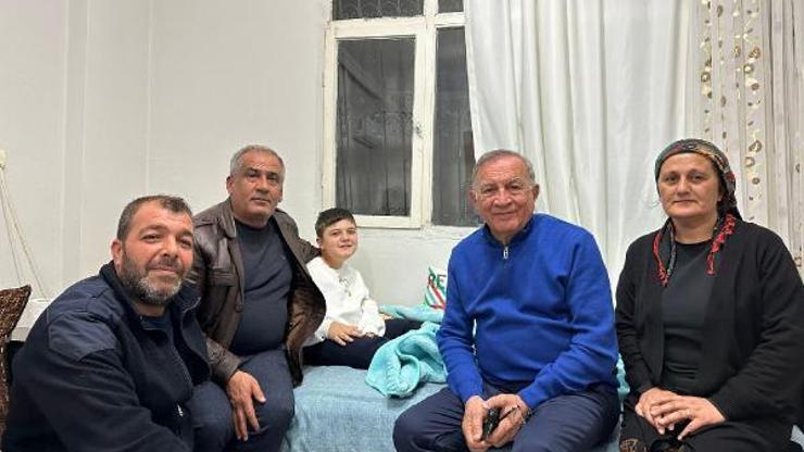 Başkan Akay, Hadırlı ve Ova mahallelerinde - Merkez Haber