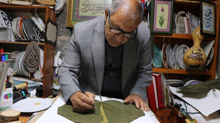 Yurt dışından getirttiği özel yapraklara sanatını işliyor - Kayseri Haber